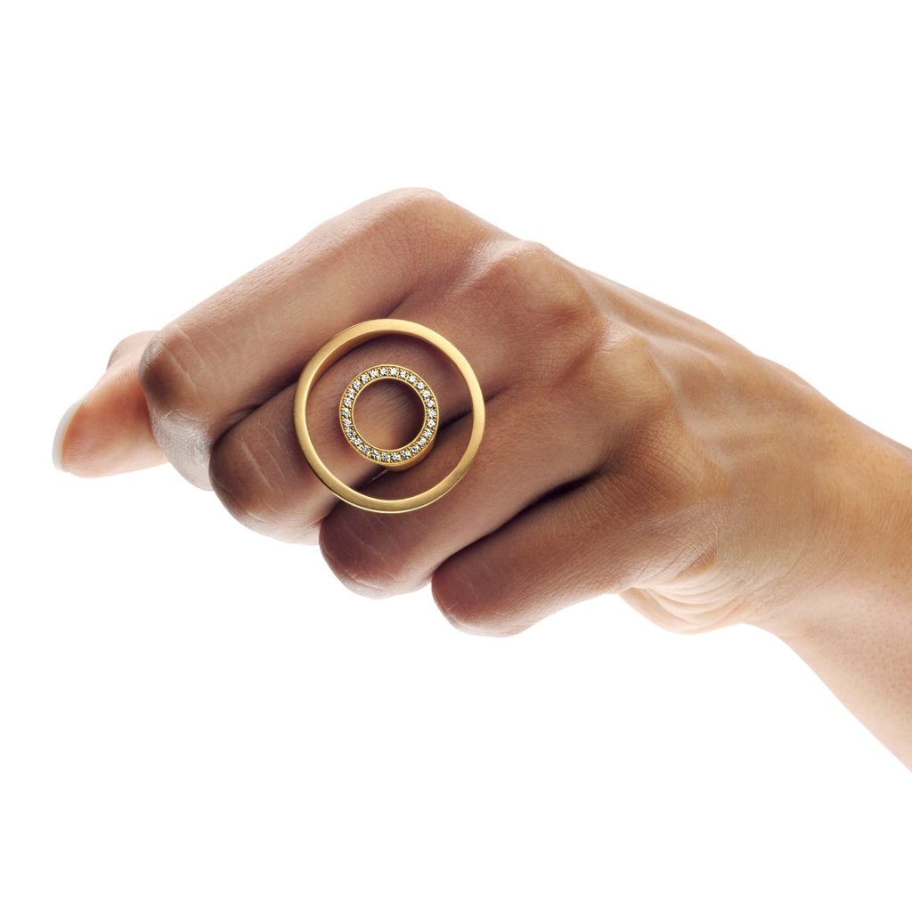 Angela Hübel Ring »Sunshine« | Galerie Spandow Berlin